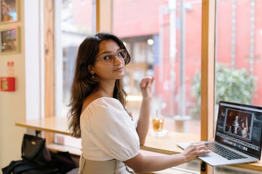 Glasses for Screen Use: Best Options for Work & Home